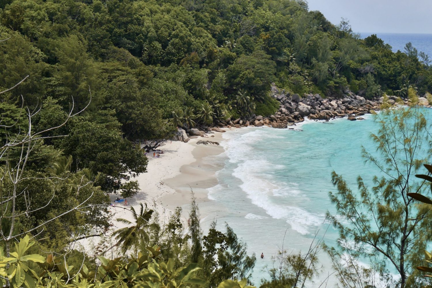 Anse Georgette | 5 Tipps für die Wanderung ab Anse Lazio